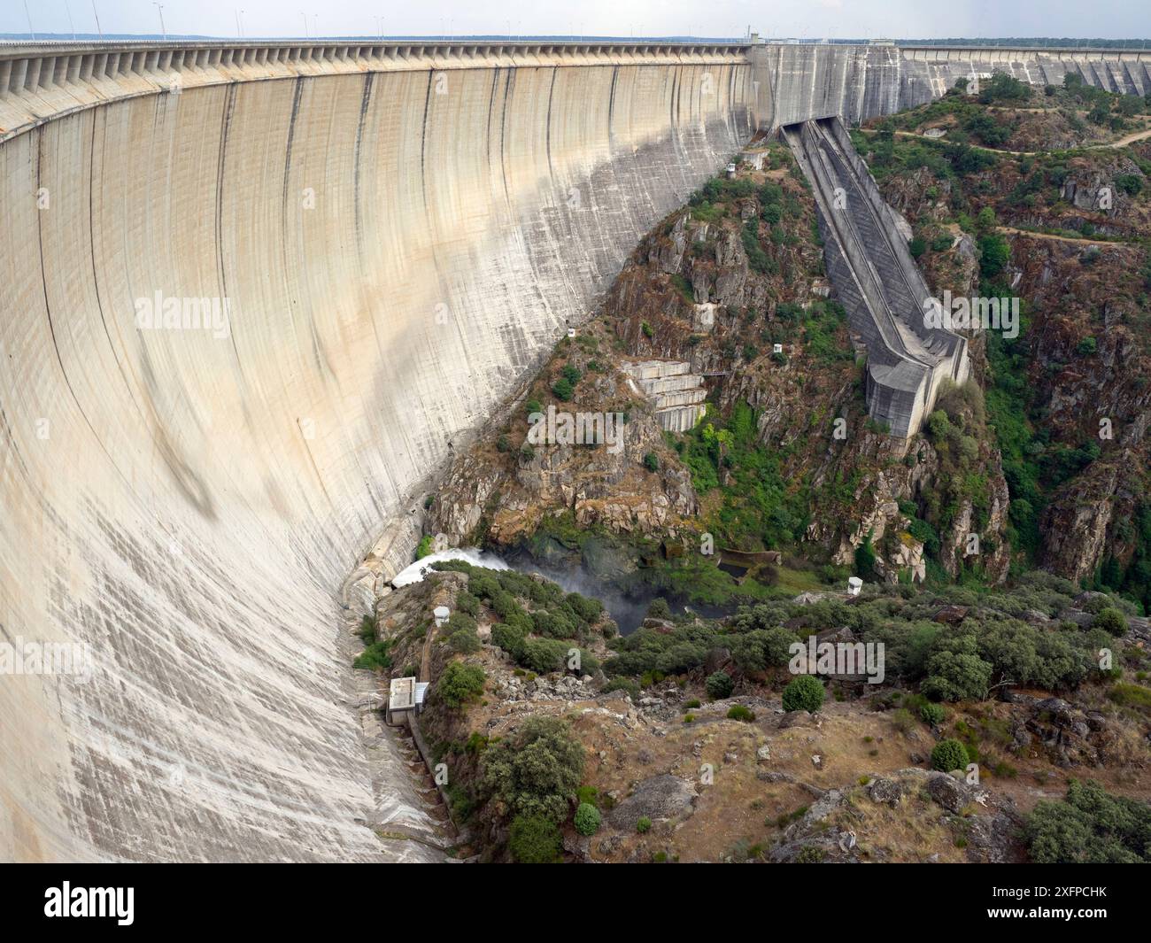 Almendra hydroelectric dam, also known as the Villarino Dam, on the Rio ...