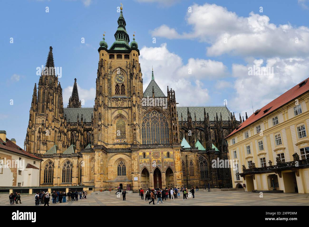 Prague castle, Gothic Metropolitan Cathedral of Saints Vitus, Wenceslas ...