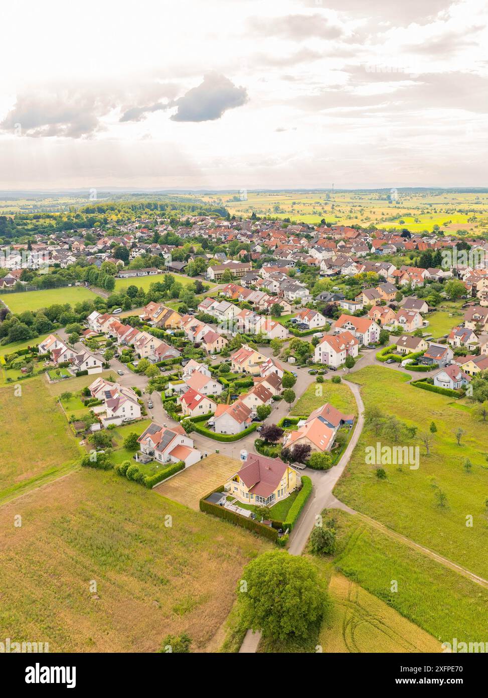 Residential area densely built streets hi-res stock photography and ...