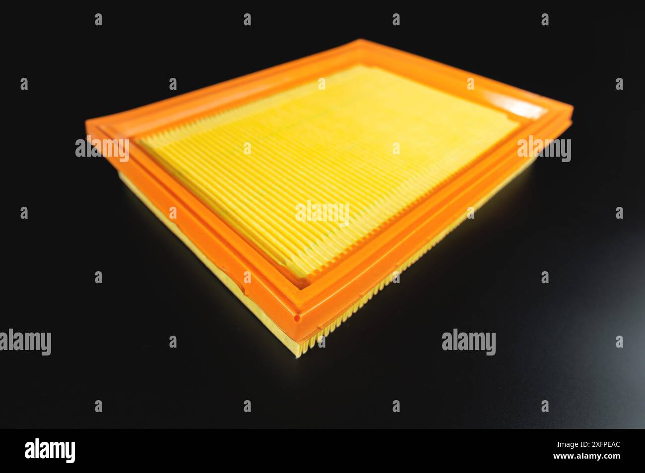 Filter element insert. Car engine air filter Stock Photo - Alamy