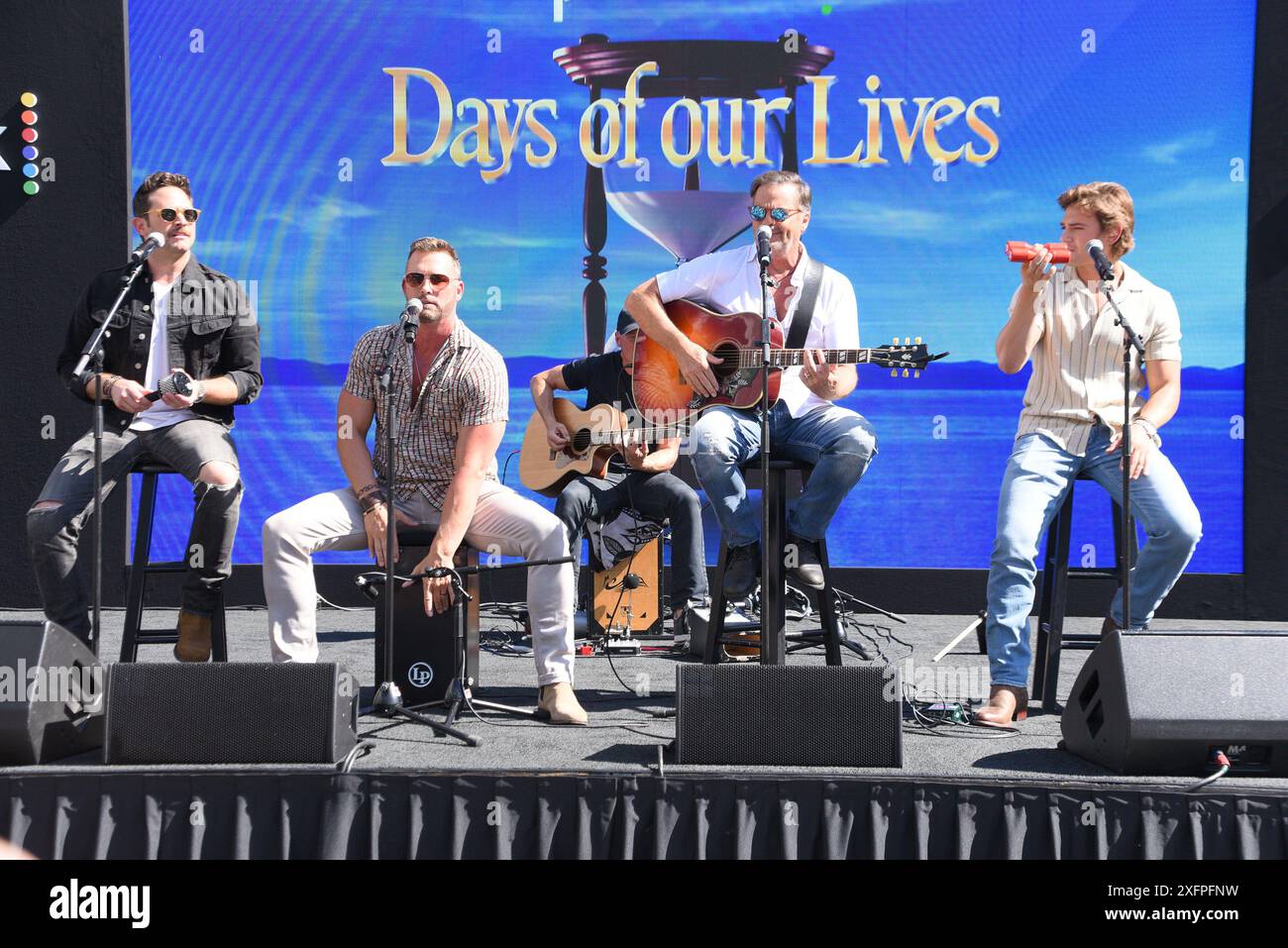 Brandon barash days of our lives hi-res stock photography and images ...