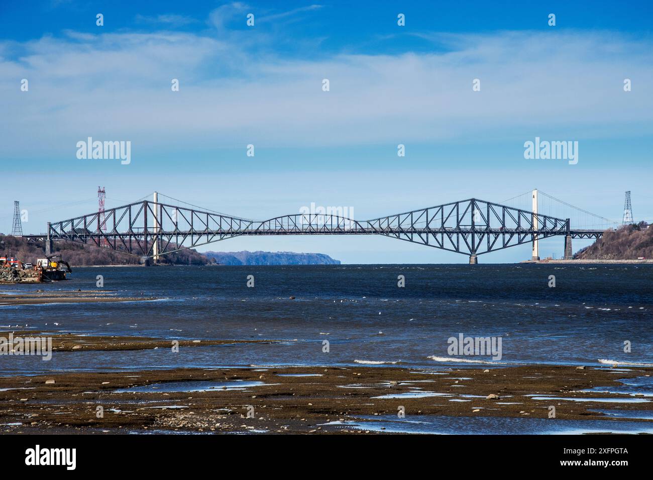 View of Pierre Laporte Bridge over the St. Lawrence River from Levis ...