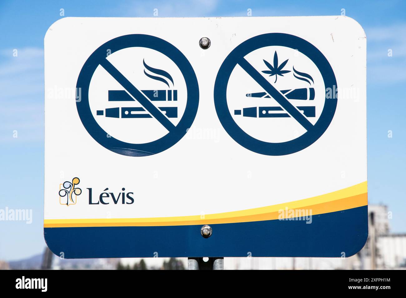 No smoking, vaping and marijuana sign at Quai Paquet park in Levis ...