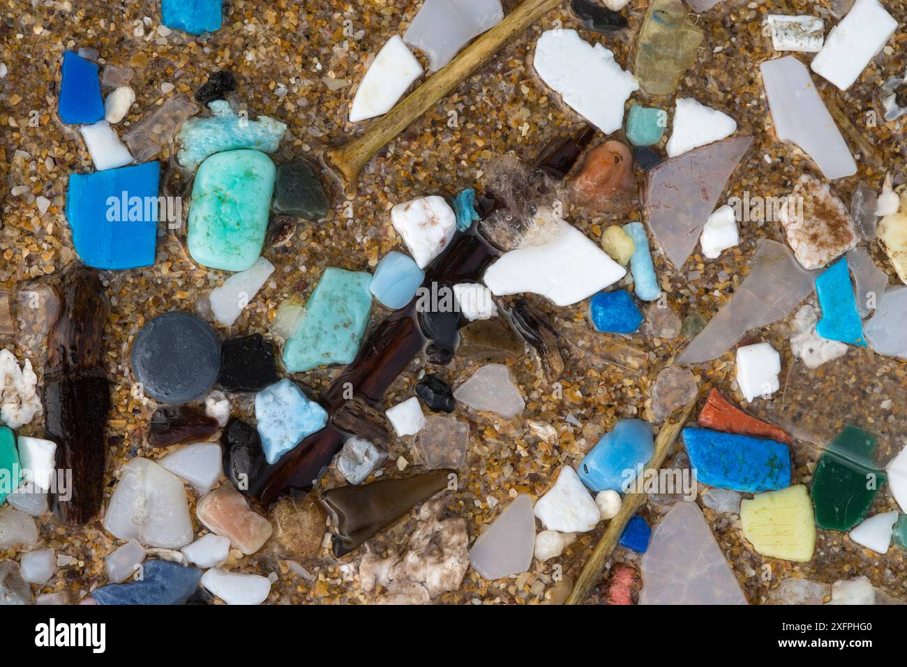 Marine microplastics (particles with upper size limit of 5mm) washed up ...