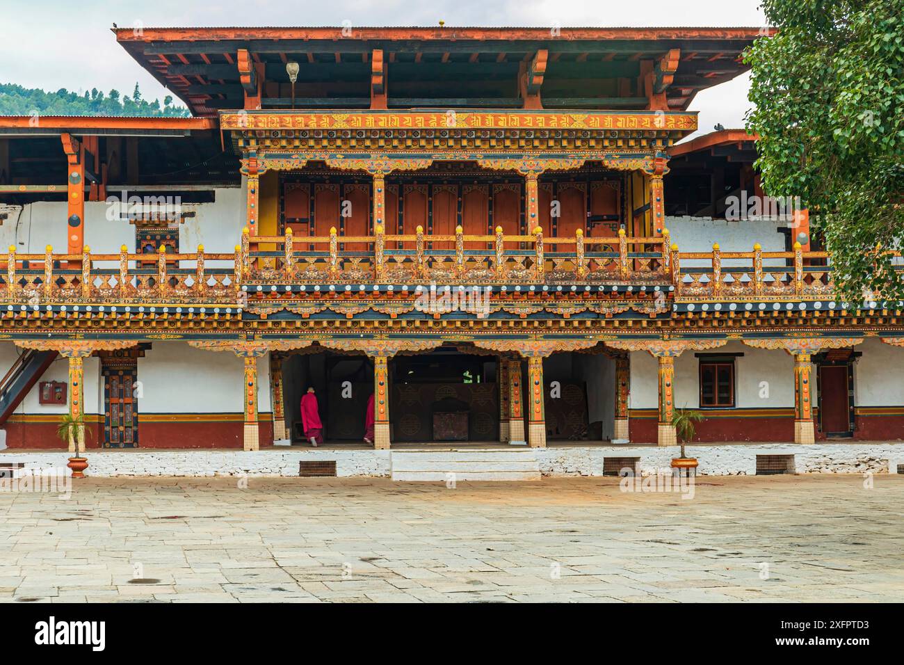 The famous Punakha Dzong in Bhutan Stock Photo - Alamy