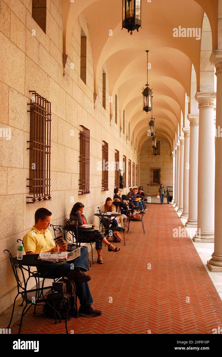 Boston public library outside hi-res stock photography and images - Alamy