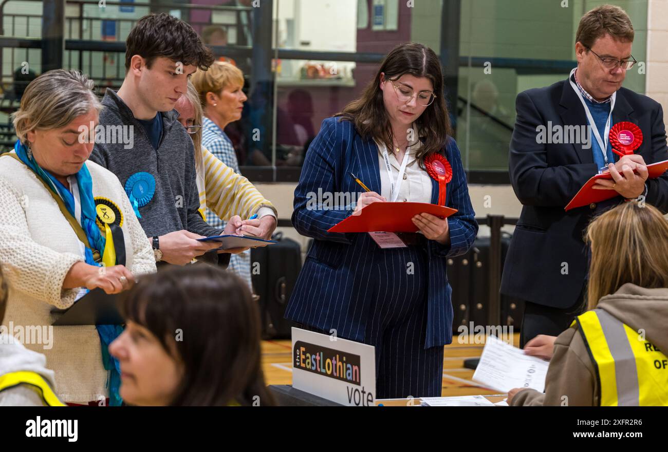 Lyn brown mp hi-res stock photography and images - Alamy