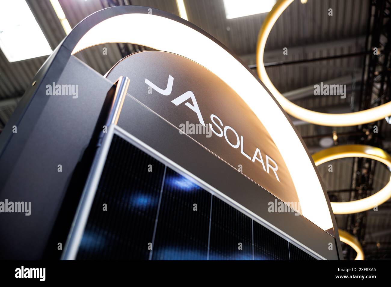 Ja solar logo hi-res stock photography and images - Alamy