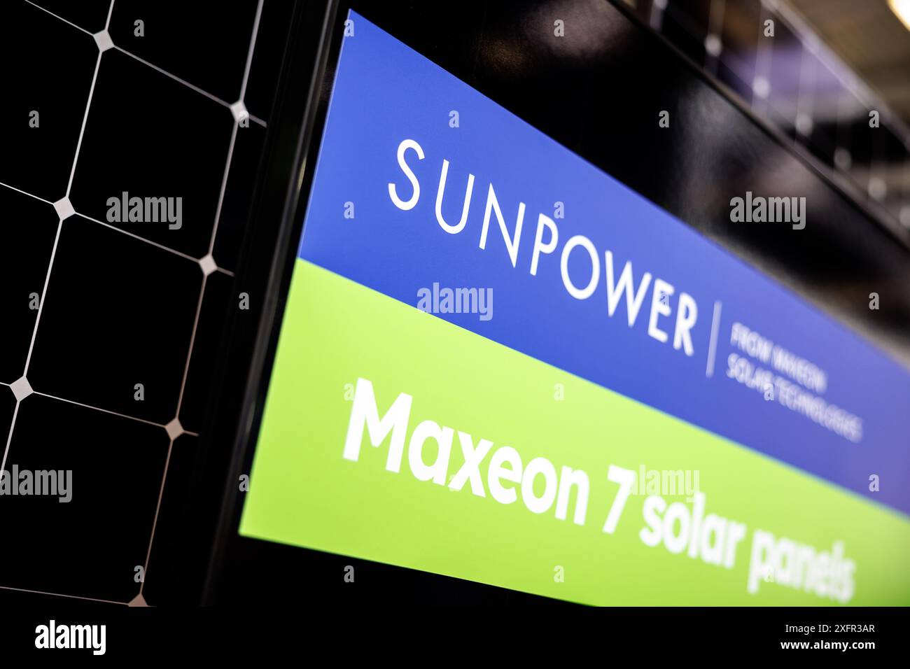 Sunpower logo hi-res stock photography and images - Alamy