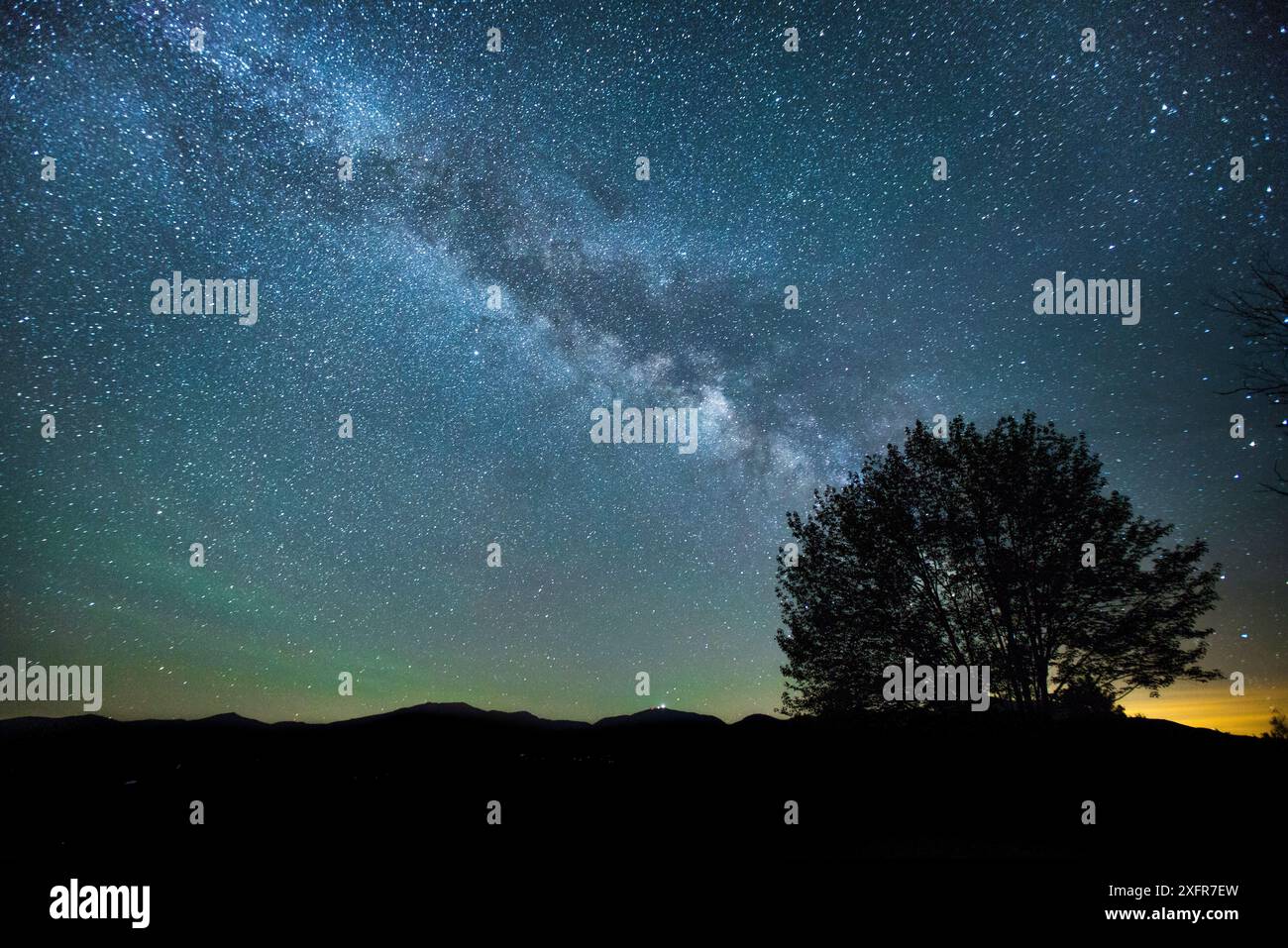 Universe magnificence hi-res stock photography and images - Alamy