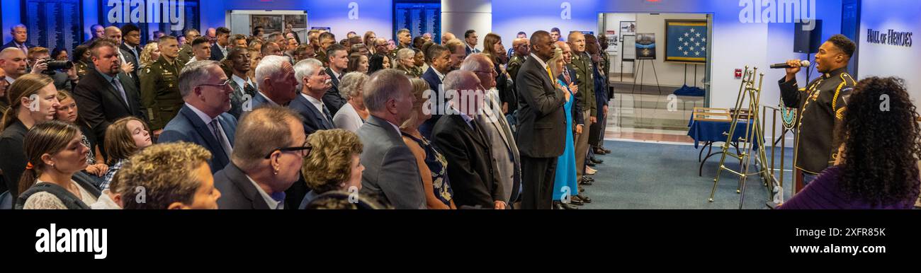 Secretary of Defense Lloyd J. Austin III hosts the Hall of Heroes ...