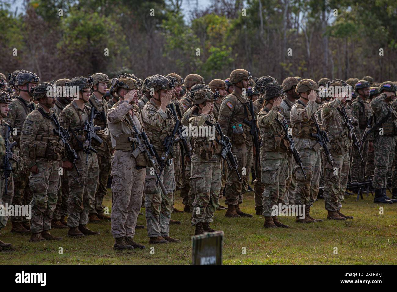 U.S. Army Soldiers assigned to 3rd Squadron, 4th Cavalry Regiment, 3rd ...