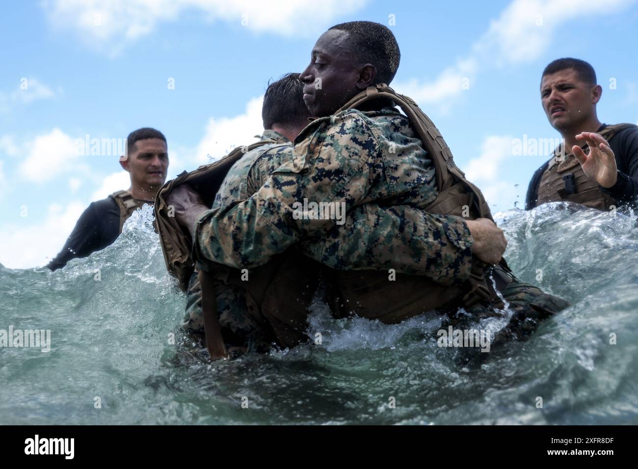 Shallow water grappling hi-res stock photography and images - Alamy