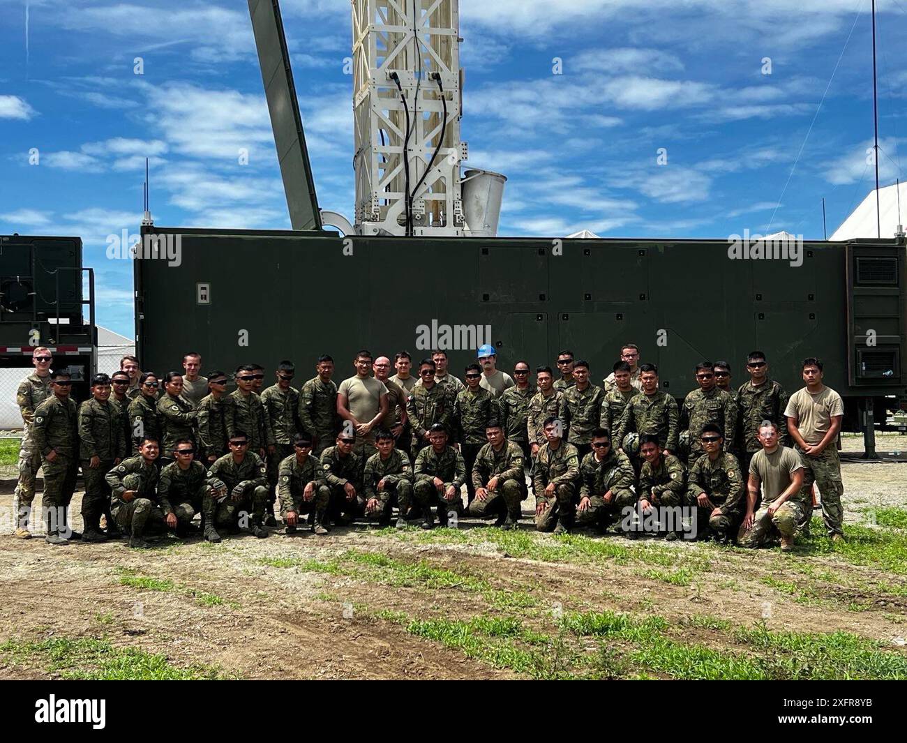 Soldiers from the 1st Land Based Missile System Battery, Philippine ...