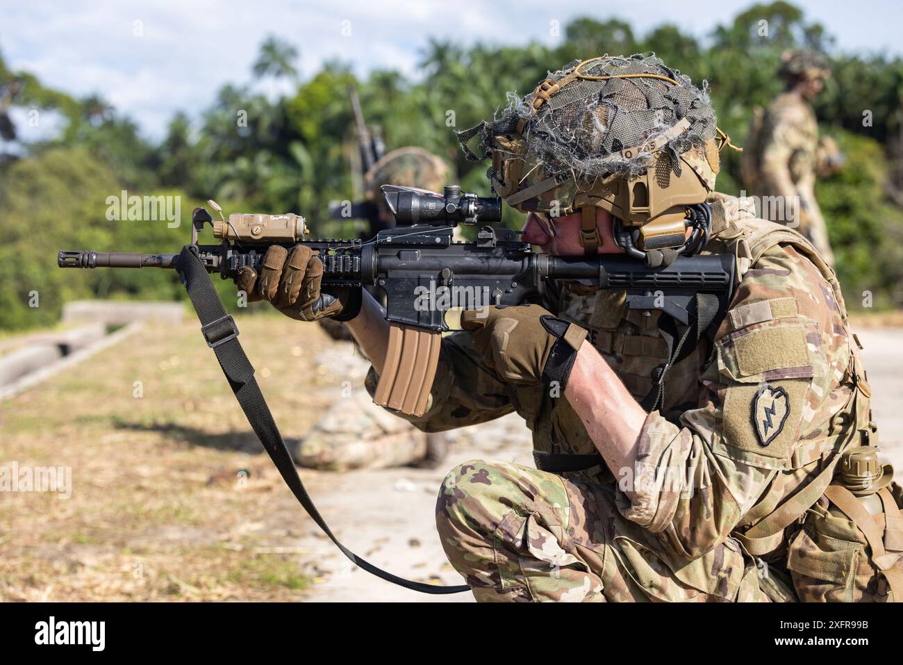 U.S. Army Soldiers with the 3rd Squadron, 4th Cavalry Regiment, 3rd ...