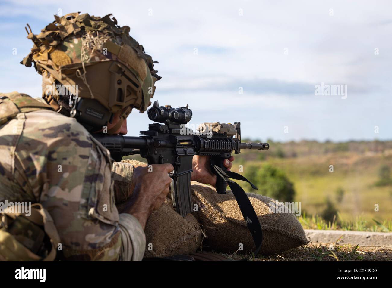 U.S. Army Soldiers with the 3rd Squadron, 4th Cavalry Regiment, 3rd ...