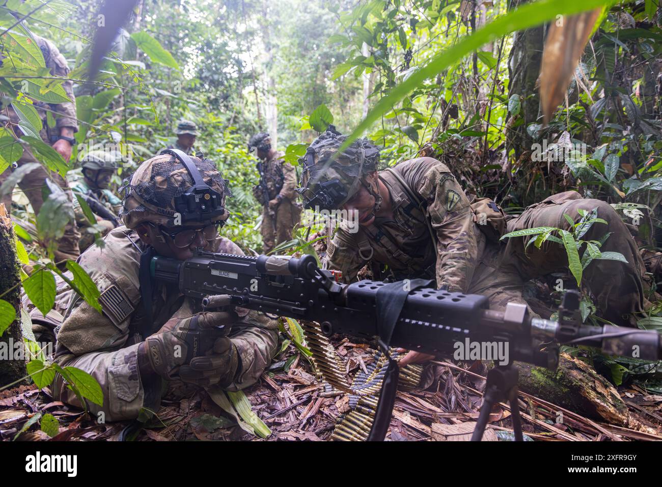 U.S. Army Soldiers with the 3rd Squadron, 4th Cavalry Regiment, 3rd ...
