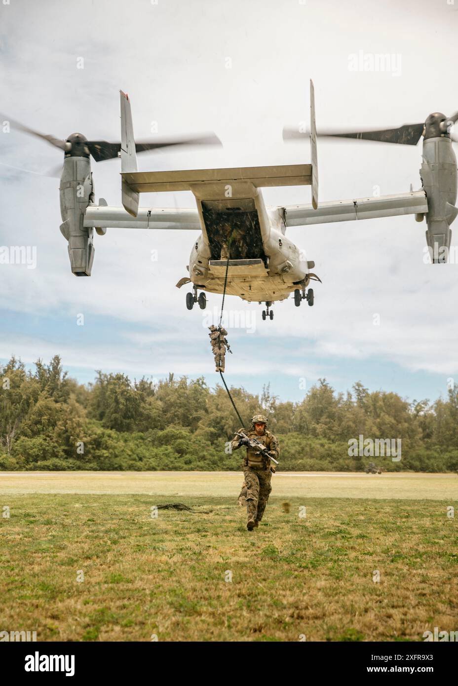U.S. Marines assigned to Bravo Company, Battalion Landing Team 1/5 ...