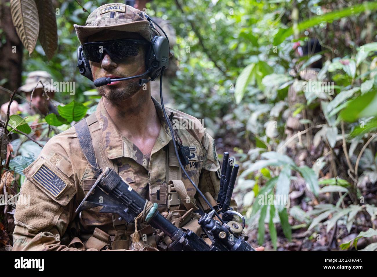 U.S. Army Soldiers with the 3rd Squadron, 4th Cavalry Regiment, 3rd ...