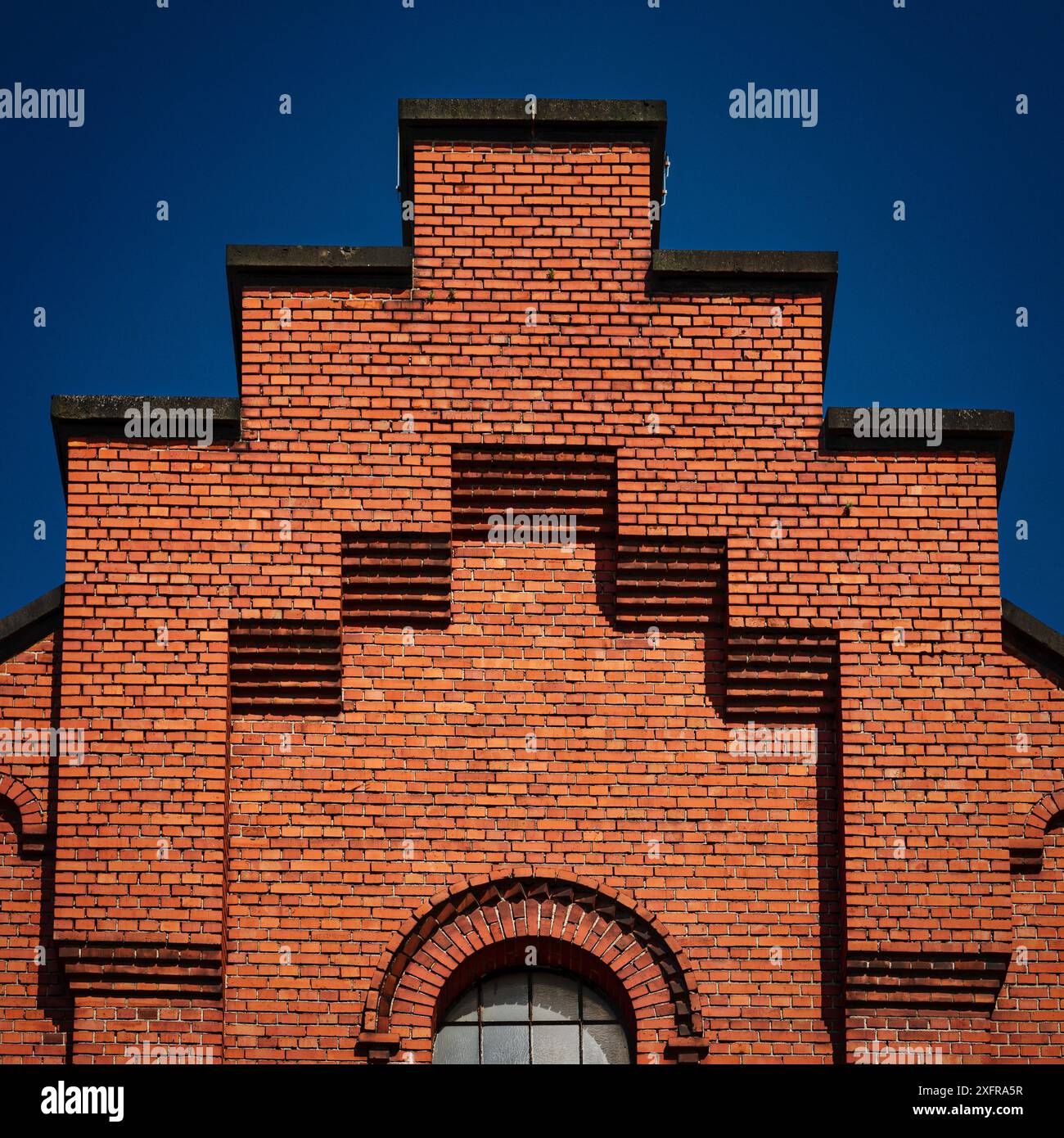 Old brick industrial building exterior hi-res stock photography and ...