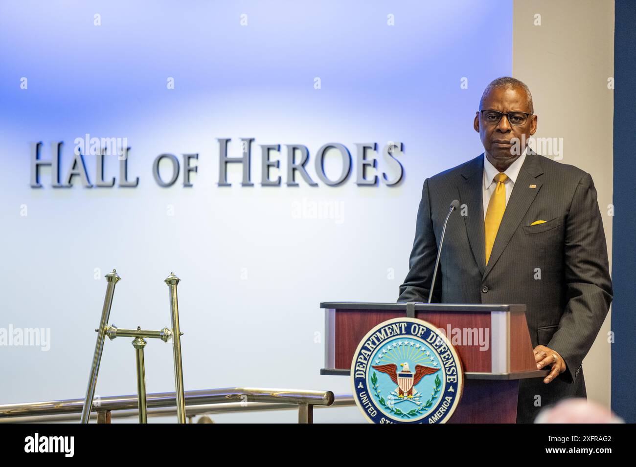 Secretary of Defense Lloyd J. Austin III hosts the Hall of Heroes ...