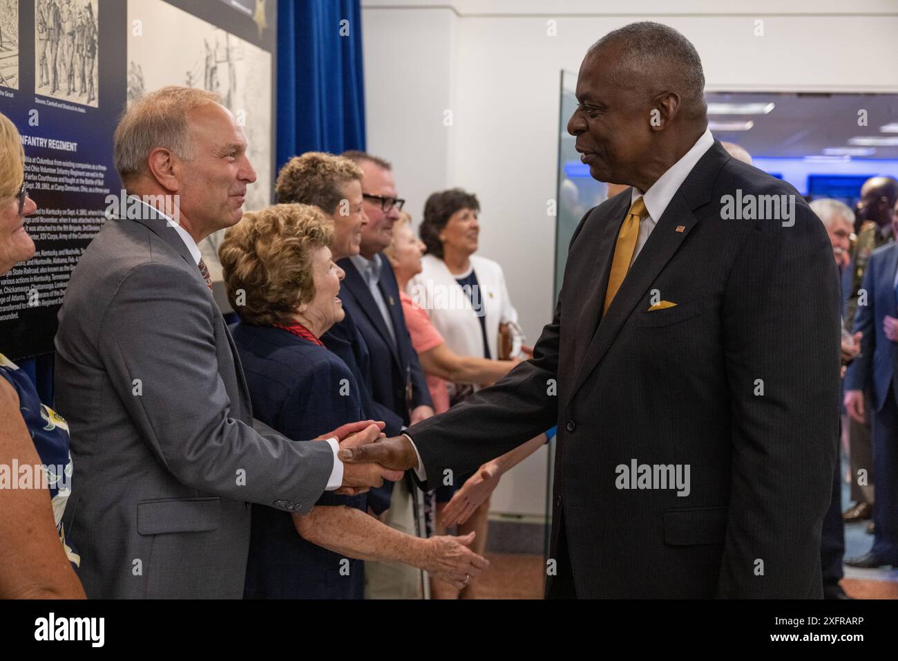 Secretary of Defense Lloyd J. Austin III hosts the Hall of Heroes ...