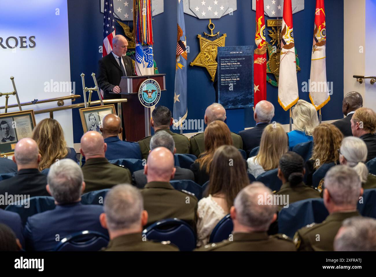 Secretary of Defense Lloyd J. Austin III hosts the Hall of Heroes ...