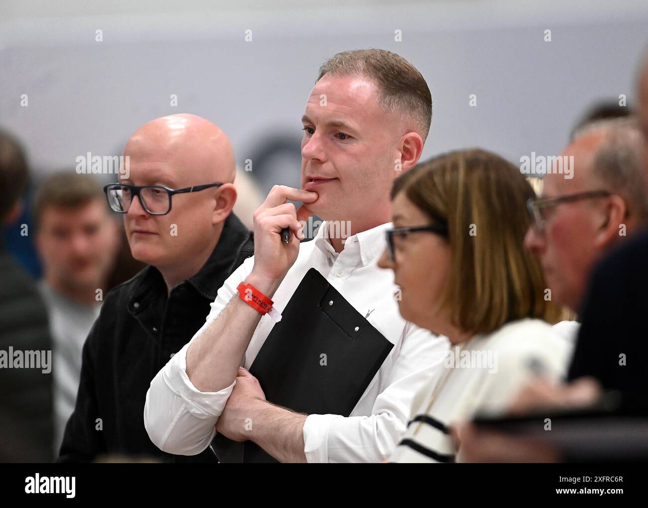 Sinn fein election july 4 hi-res stock photography and images - Alamy