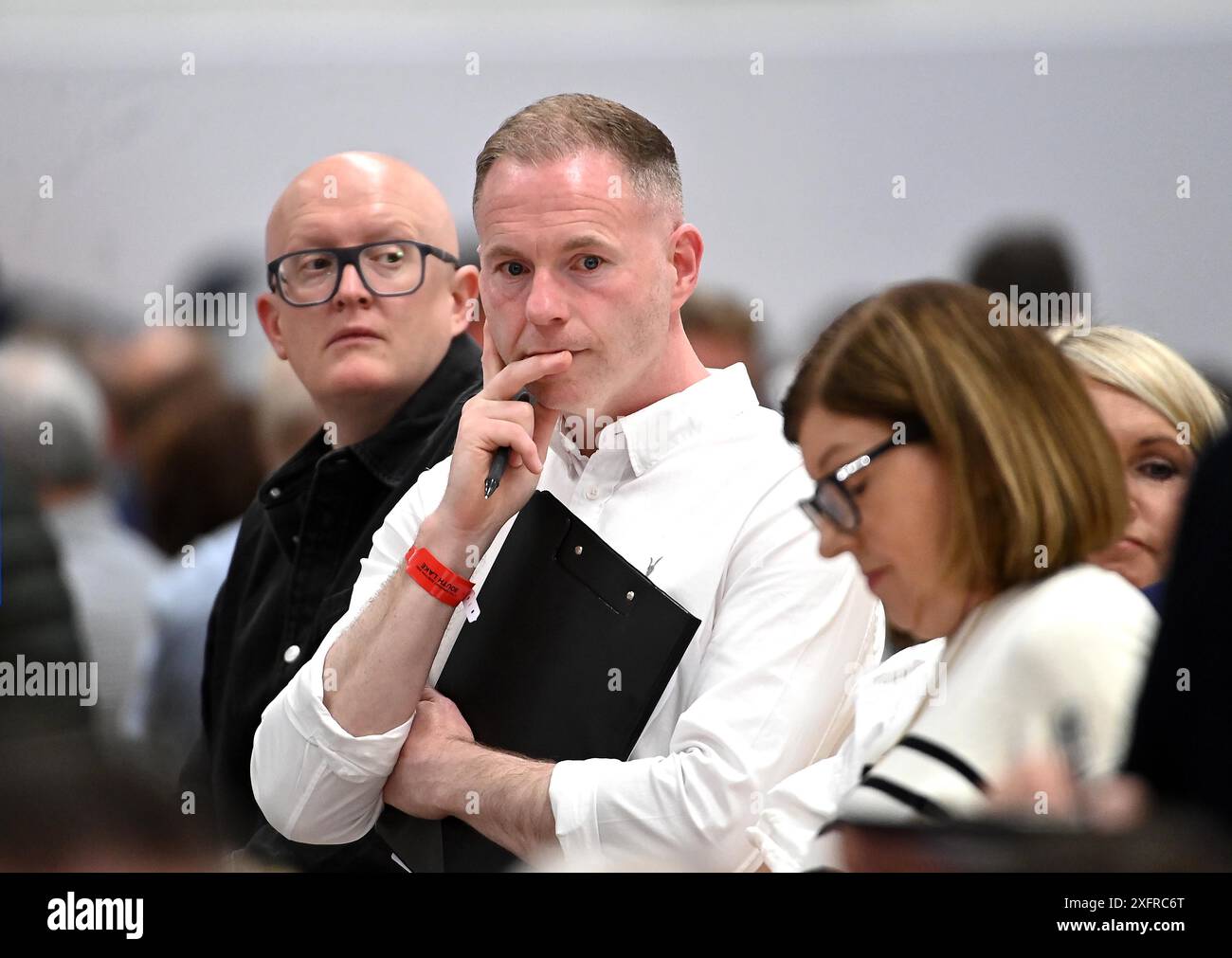 Sinn fein election july 4 hi-res stock photography and images - Alamy