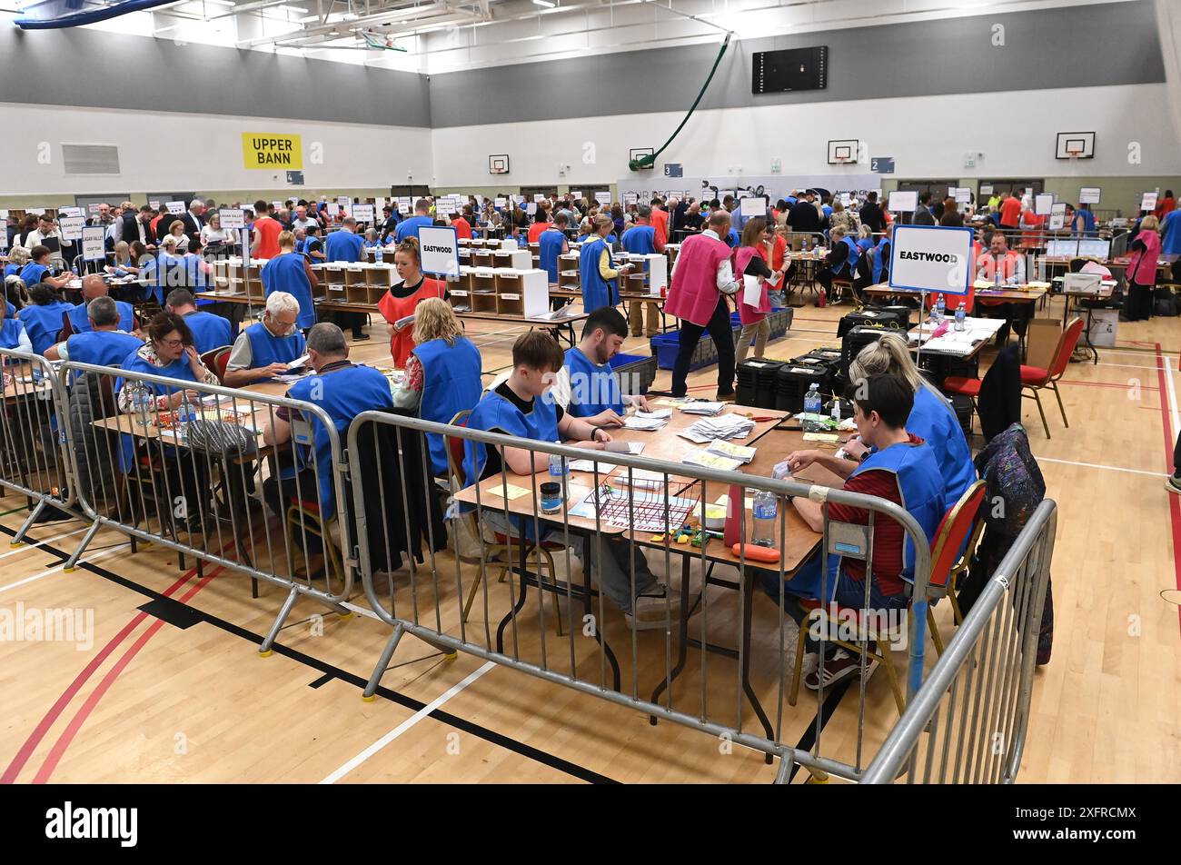 A view of election workers counting ballots at the South Lake Leisure ...