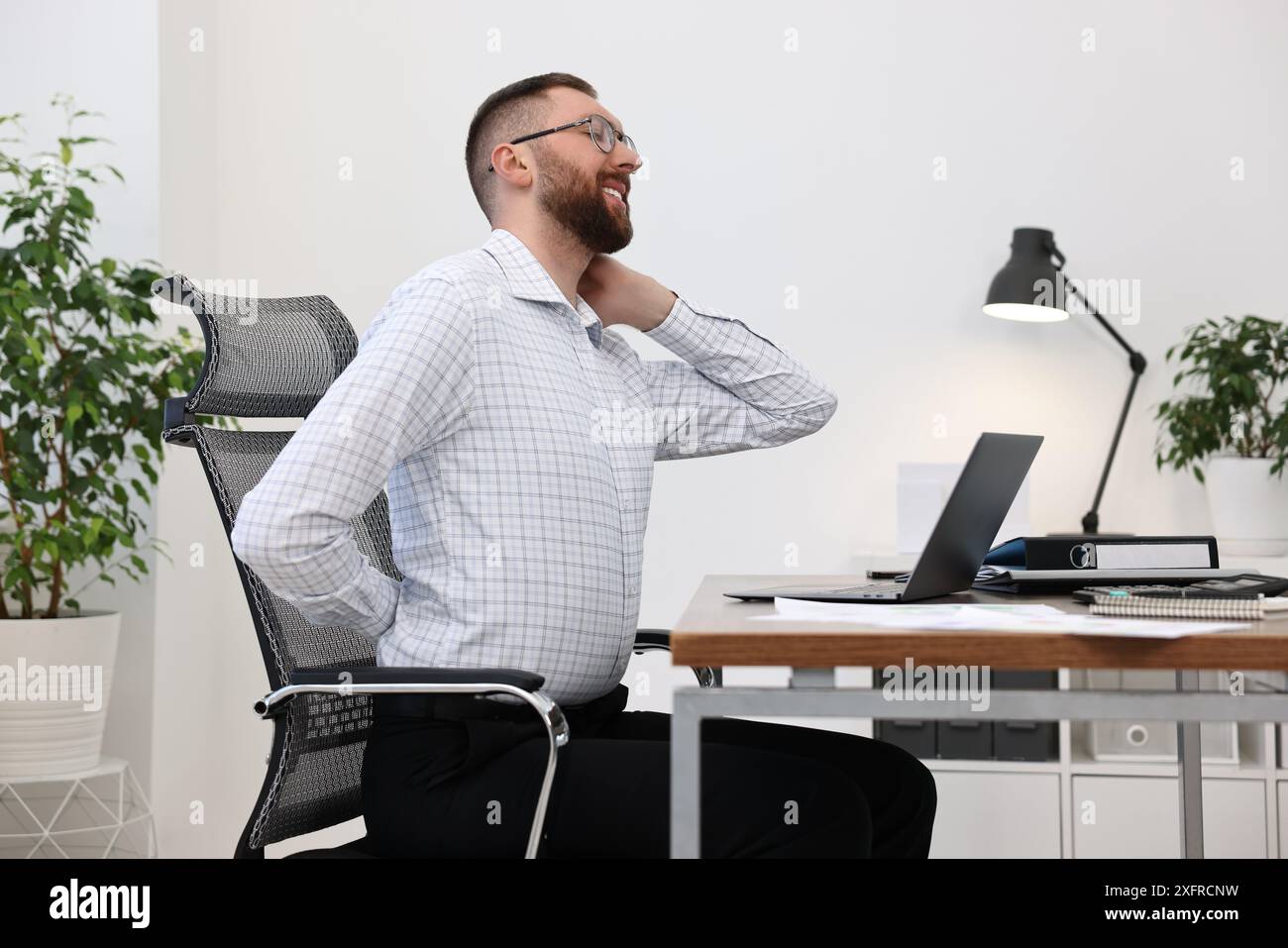 Back posture device hi-res stock photography and images - Alamy