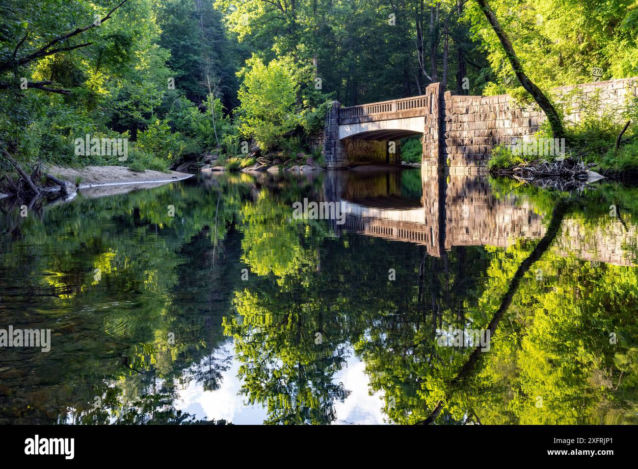 Stone bridge over the Davidson River in Pisgah National Forest ...