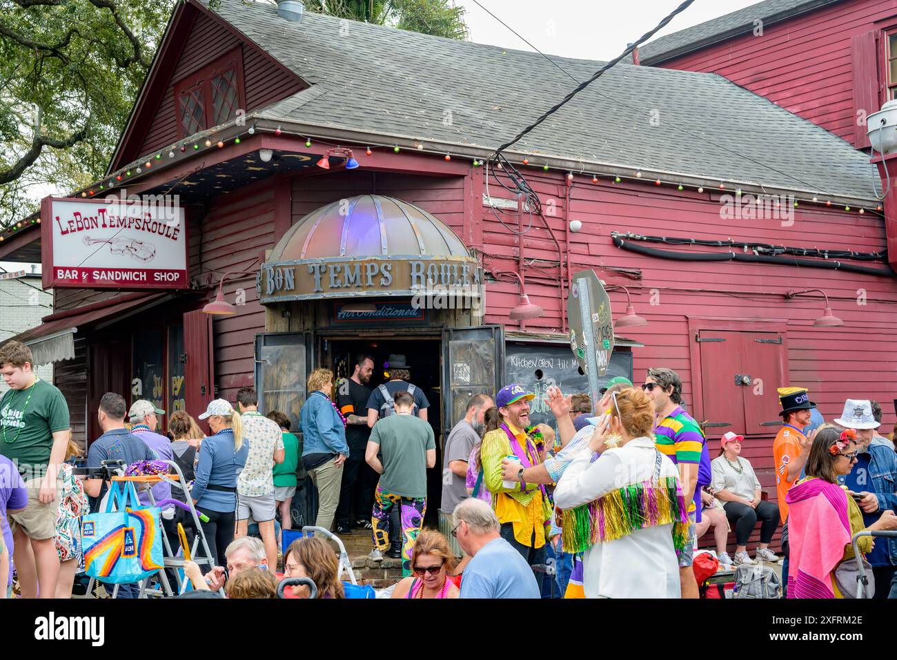The bon temps roule hi-res stock photography and images - Alamy
