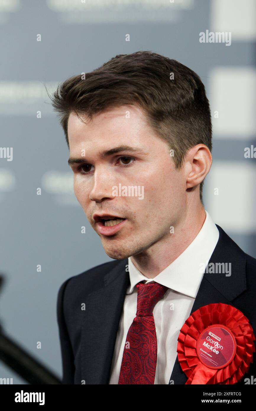 Labour wins general election hi-res stock photography and images - Alamy