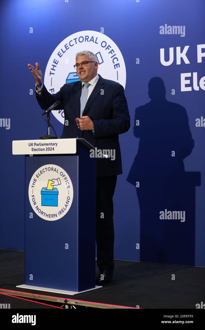 DUP leader Gavin Robinson gives a speech after retaining his seat in ...