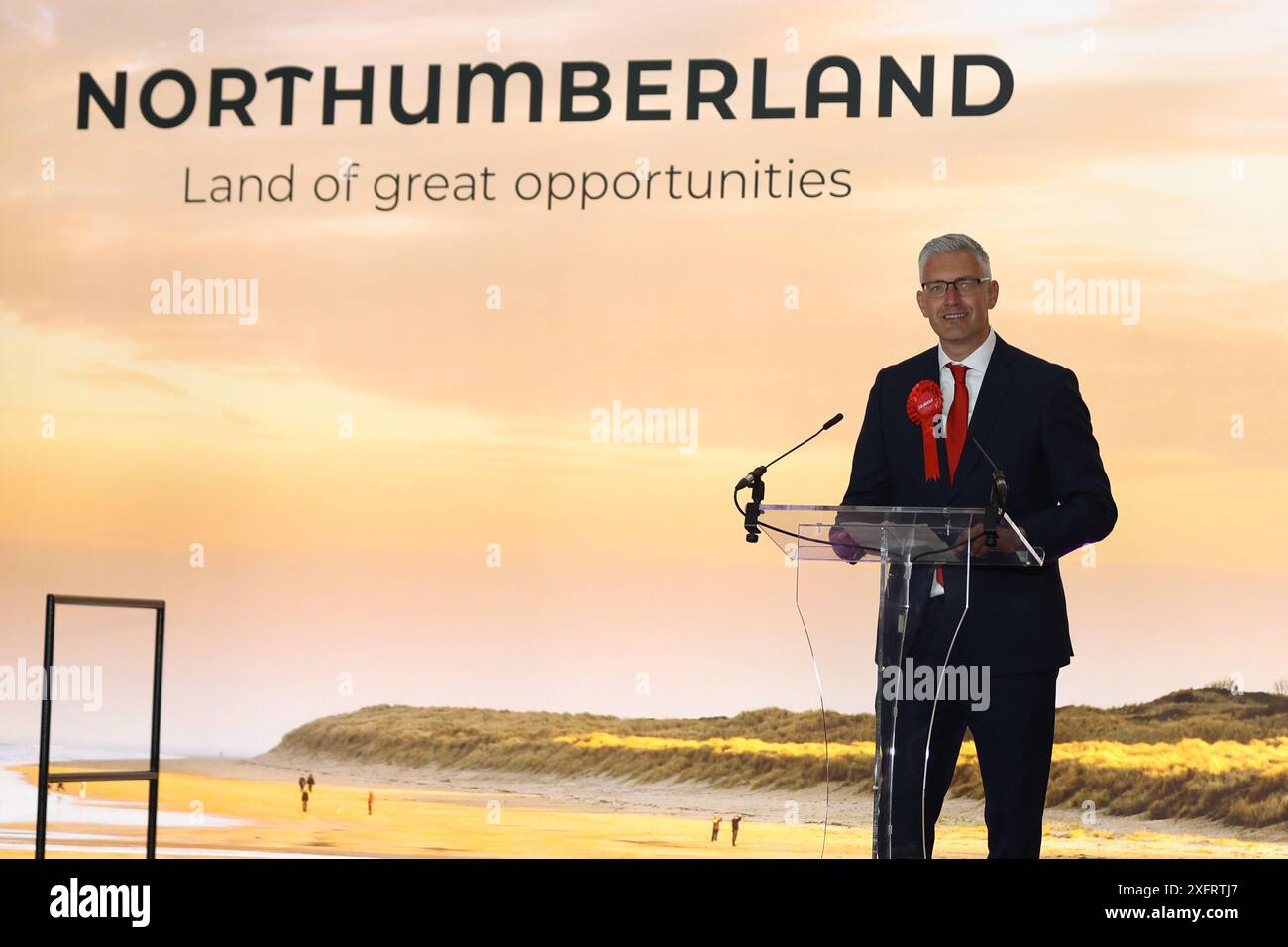 Blyth, UK - David Smith (Labour) beats Anne-Marie Trevelyan to become ...