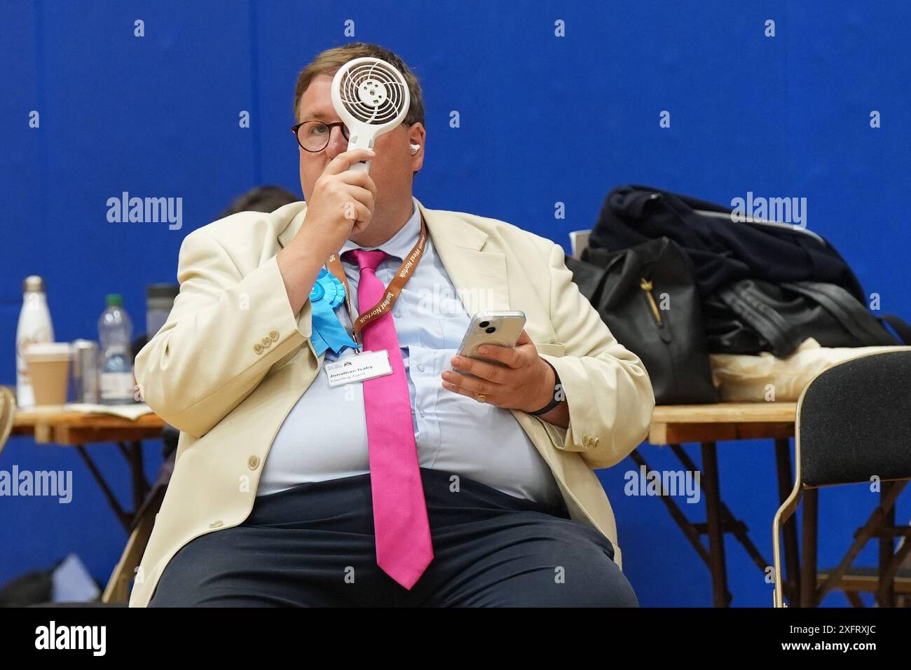 A counting agent uses a hand held fan at Alive Lynnsport in King's Lynn ...