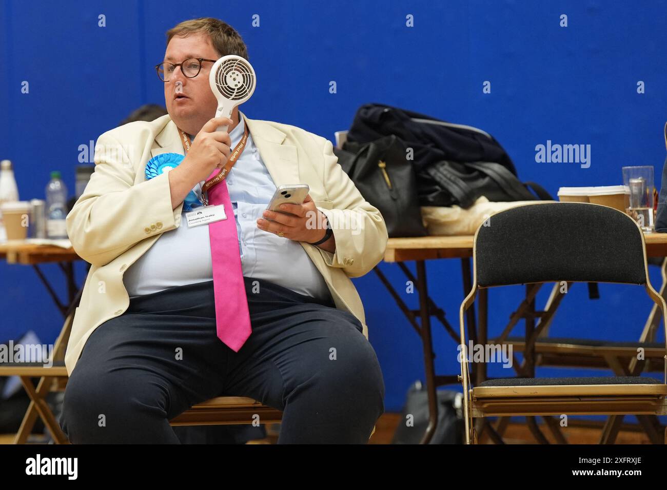 A counting agent uses a hand held fan at Alive Lynnsport in King's Lynn ...