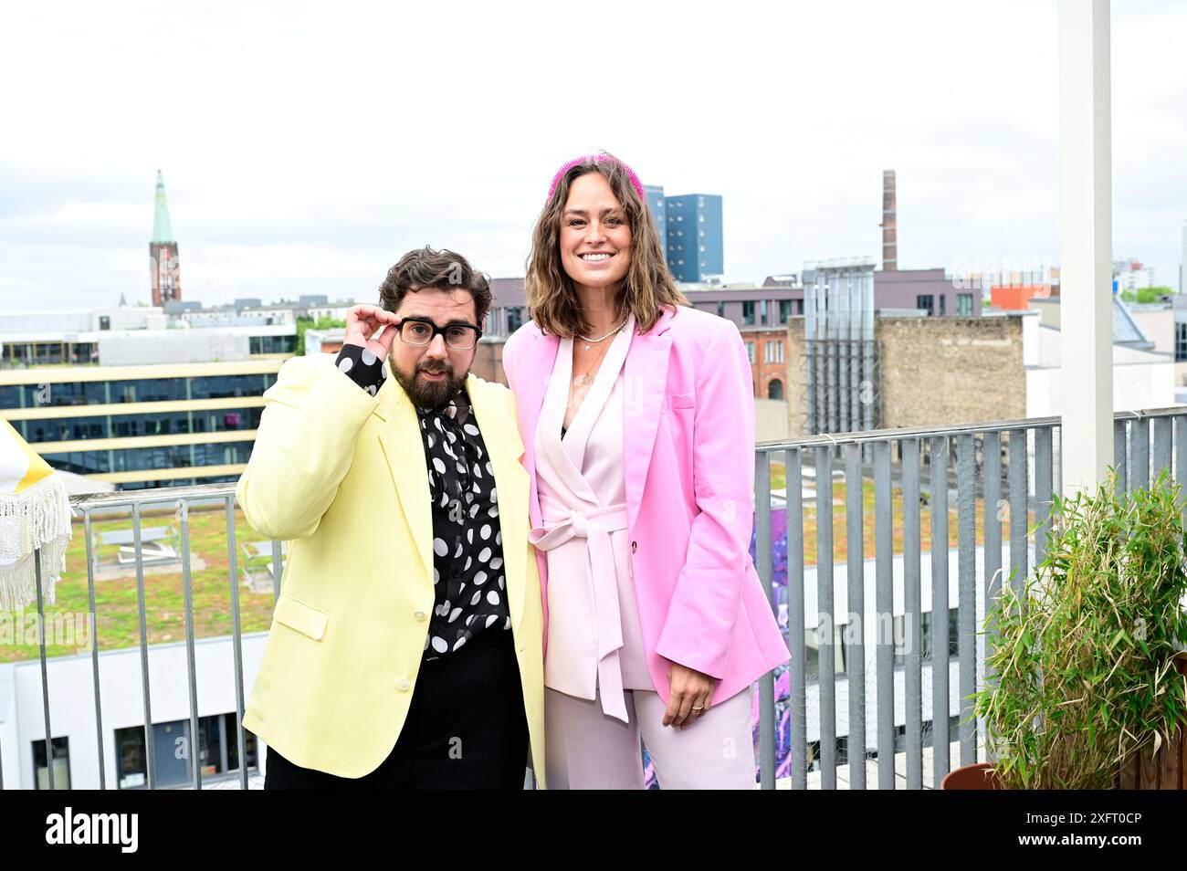 Steven Preisner und Saskia Grimm beim Mates Date Influencer Event auf ...