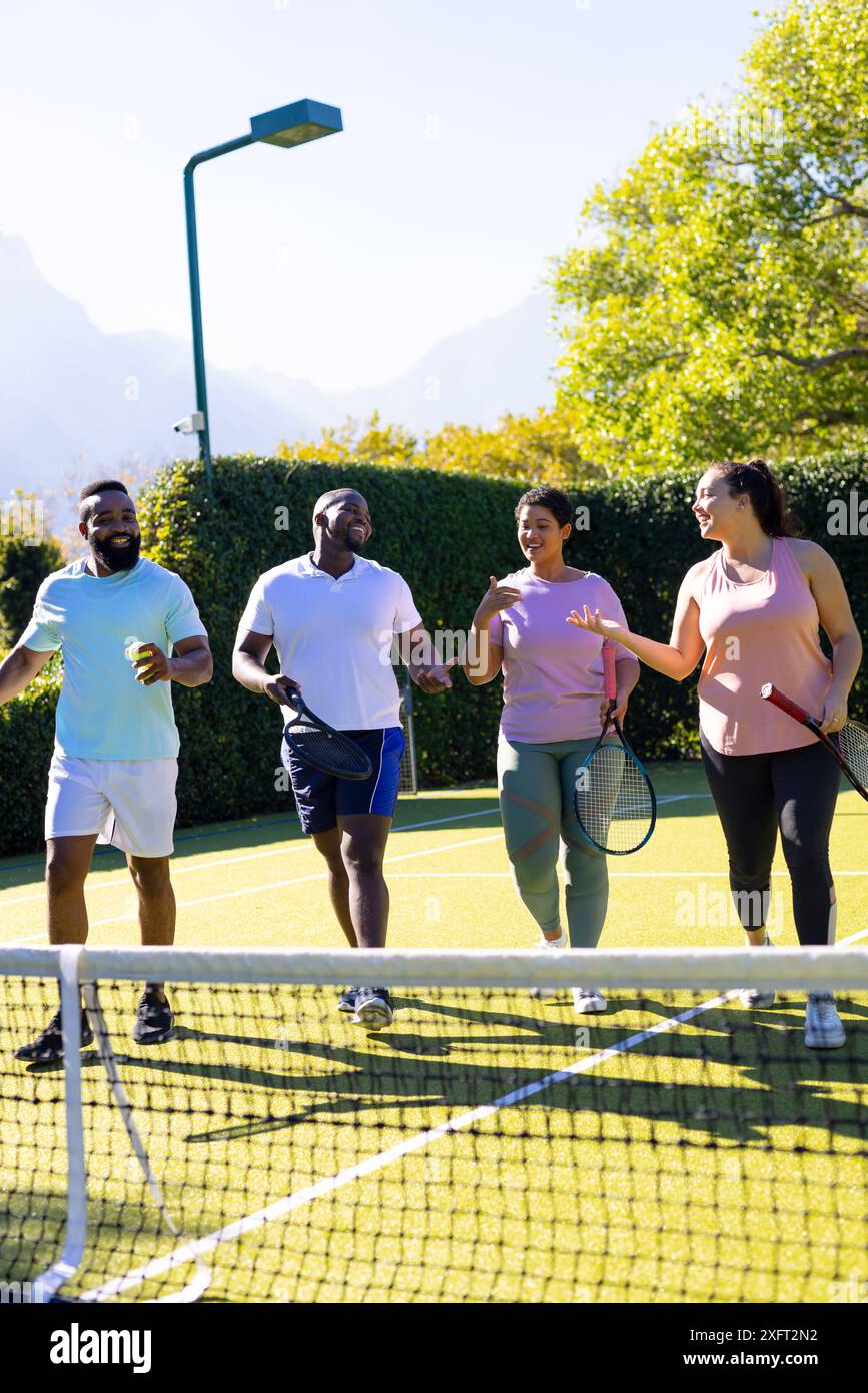 Diverse group tennis players hi-res stock photography and images - Alamy