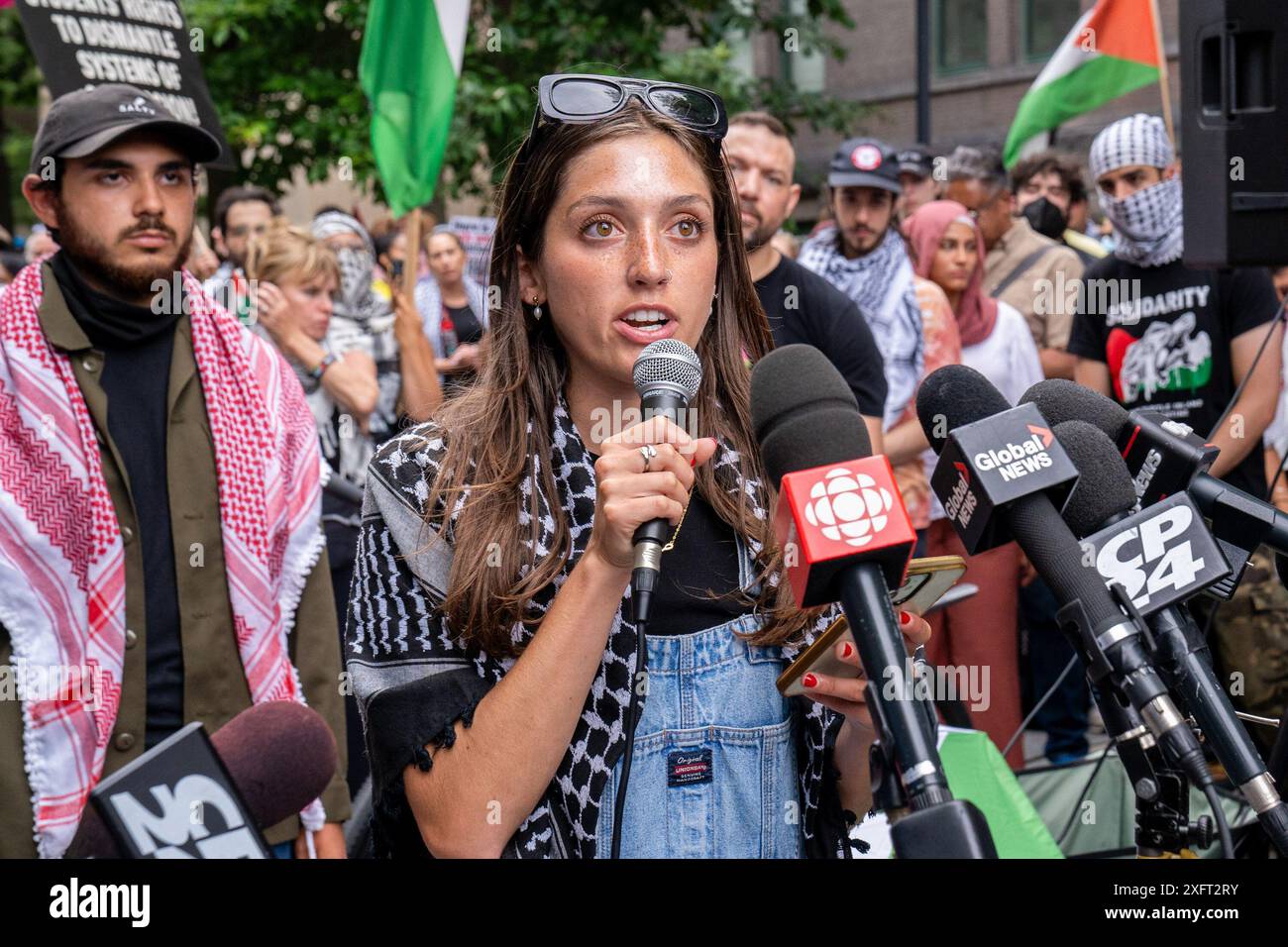 Rally spokesperson hi-res stock photography and images - Alamy