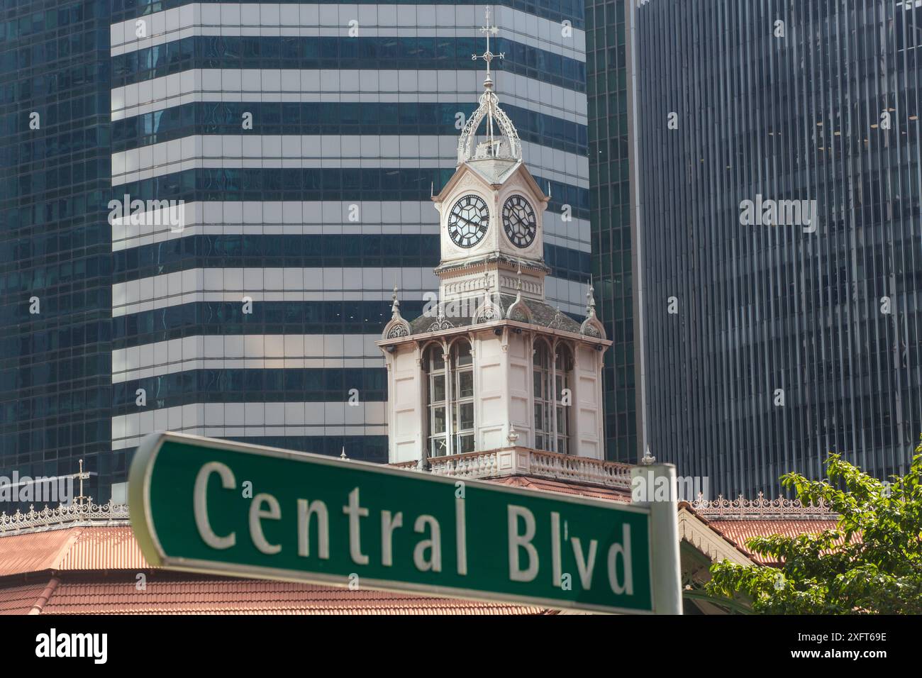 Distinctive Lau Pa Sat clock tower, a national monument in Singapore ...