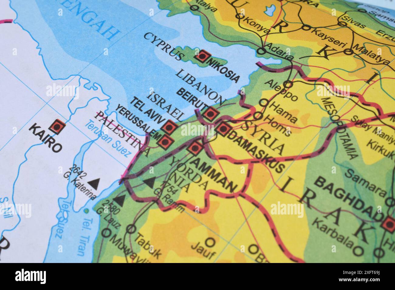Lebanon road map hi-res stock photography and images - Alamy