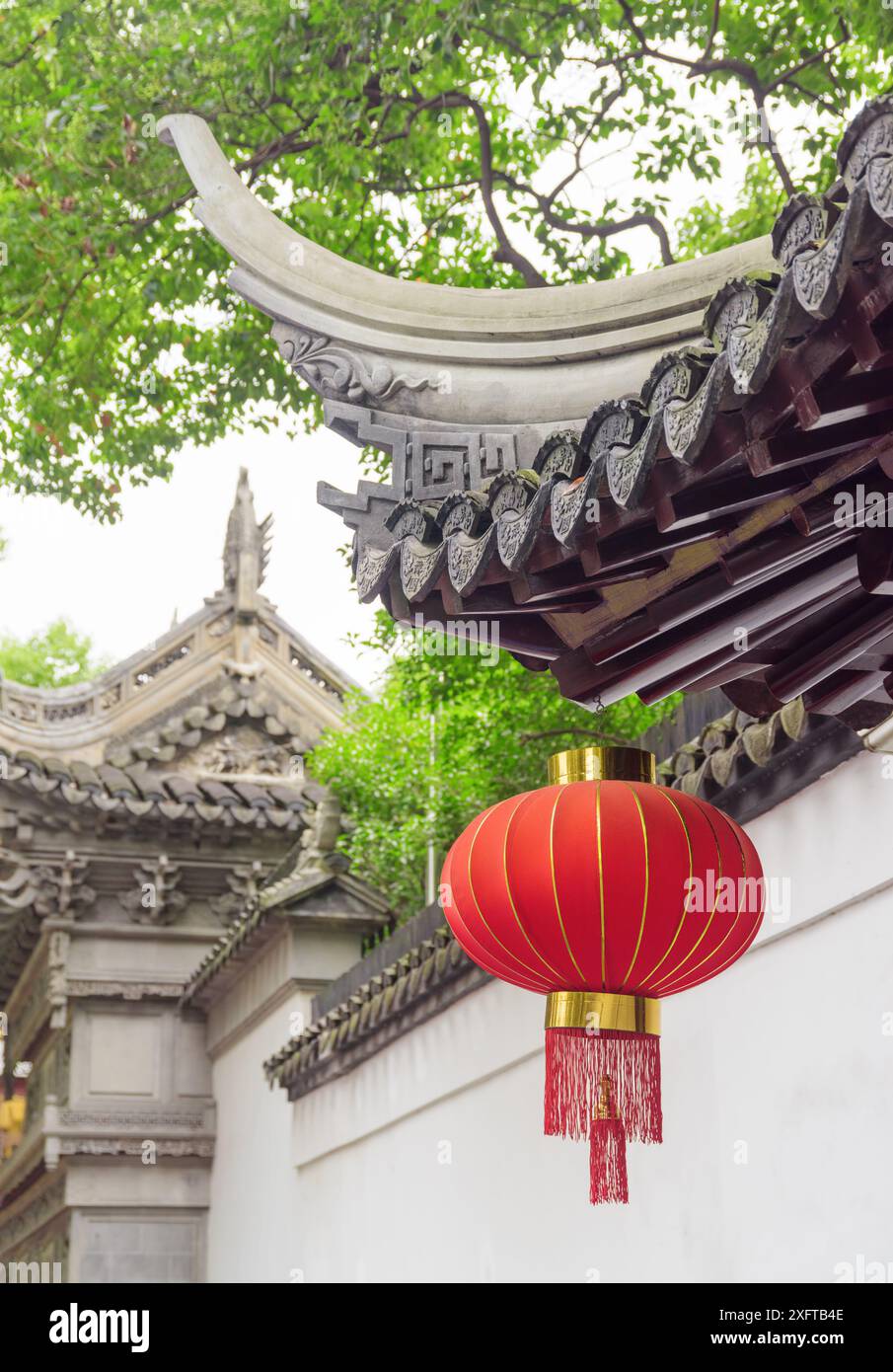Traditional Chinese building decorated with red lantern at the Old City ...