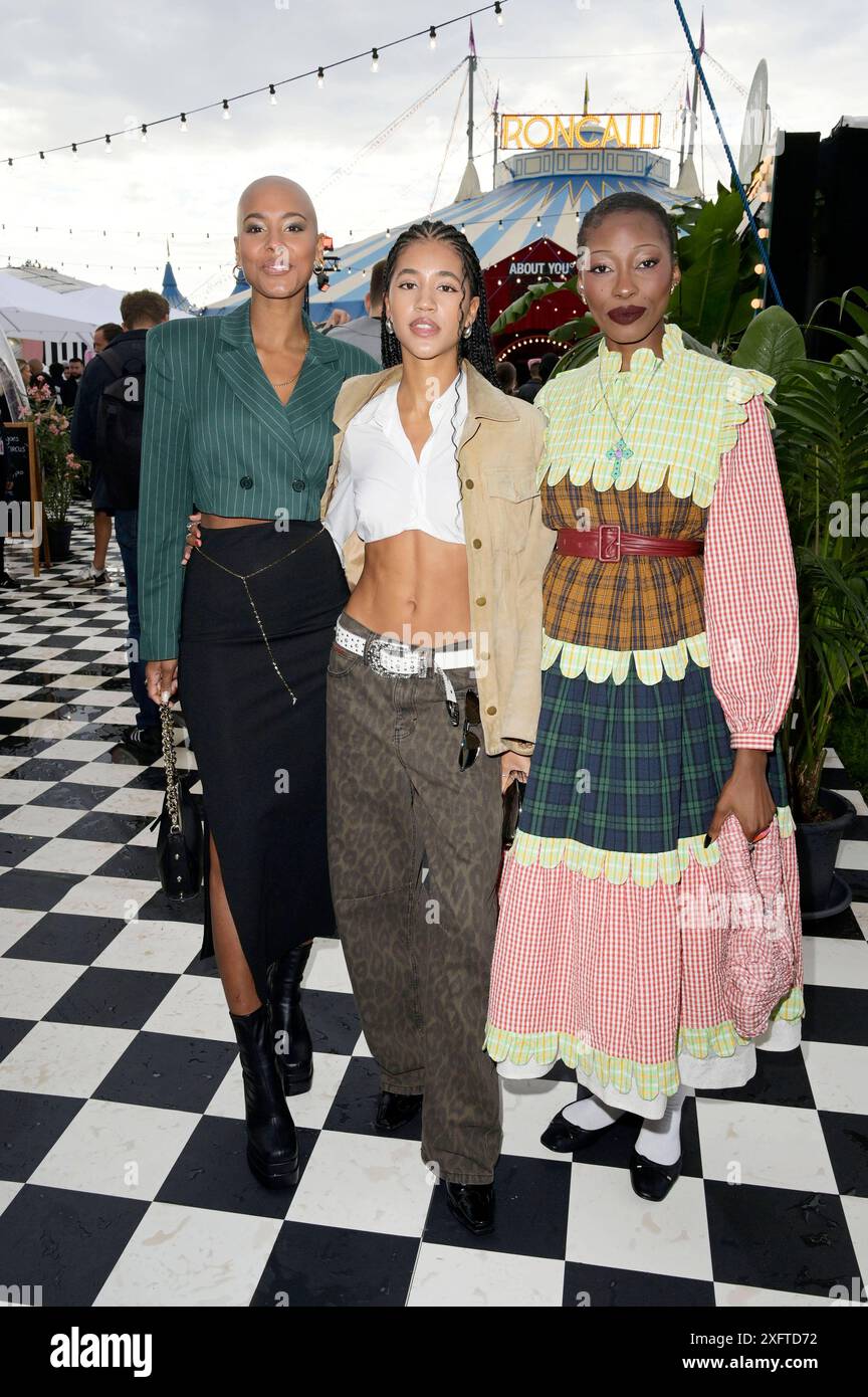 Fashion influencerin hi-res stock photography and images - Alamy