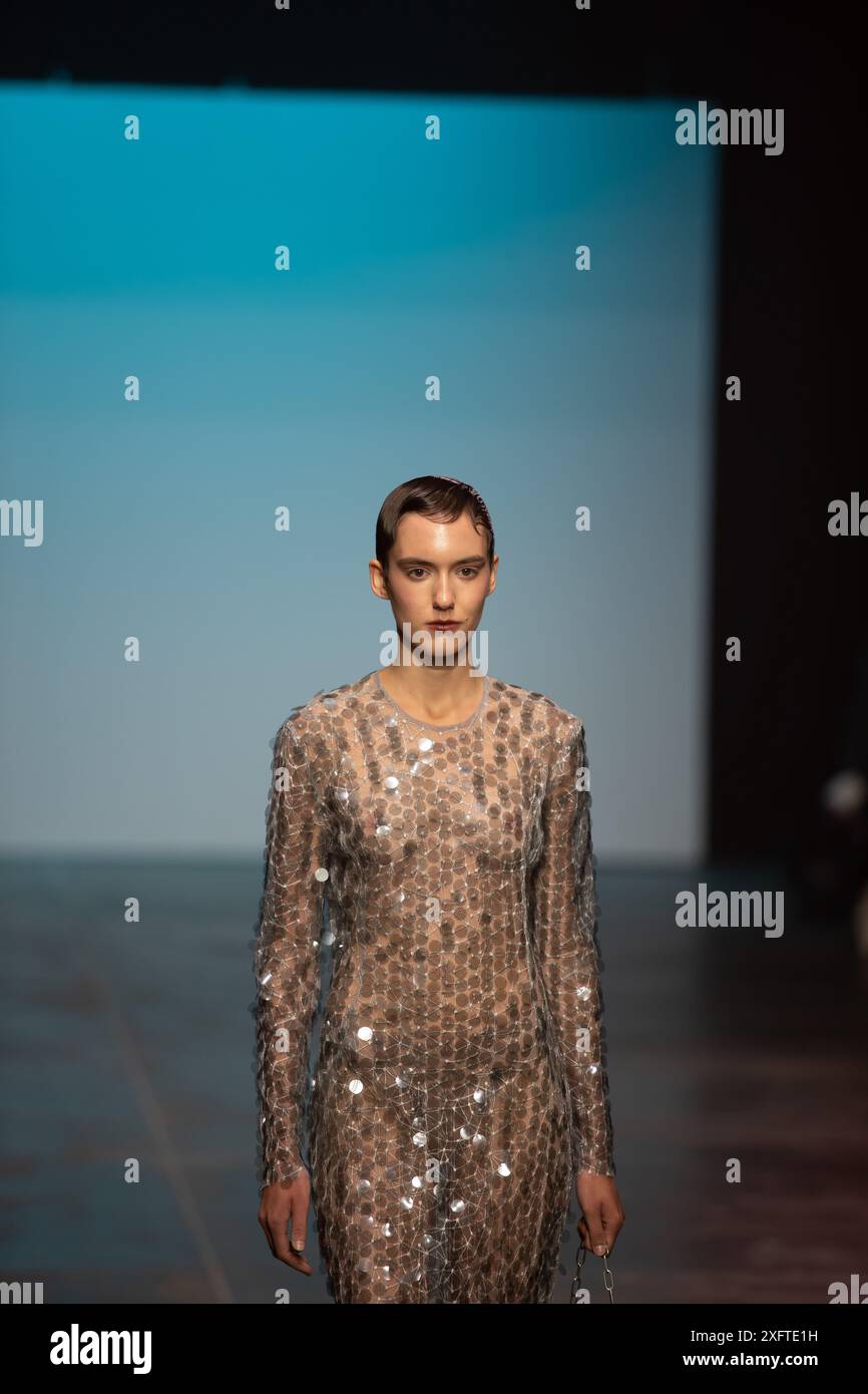 Danny Reinke, präsentierte die Kollektion der Fashion Week 2024 Berlin ...