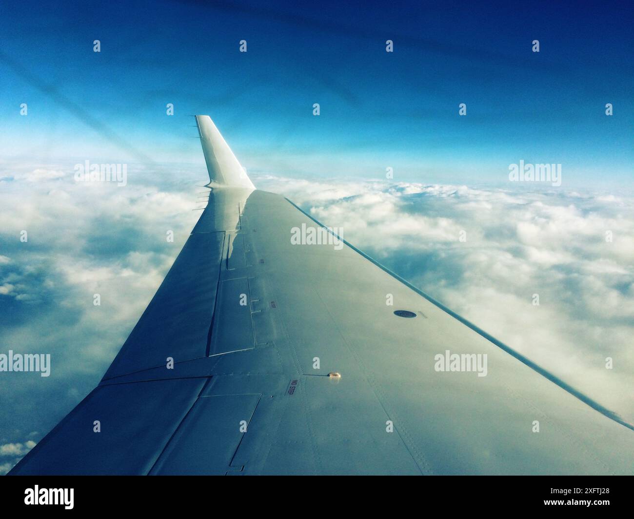 Mid wing aircraft hi-res stock photography and images - Alamy