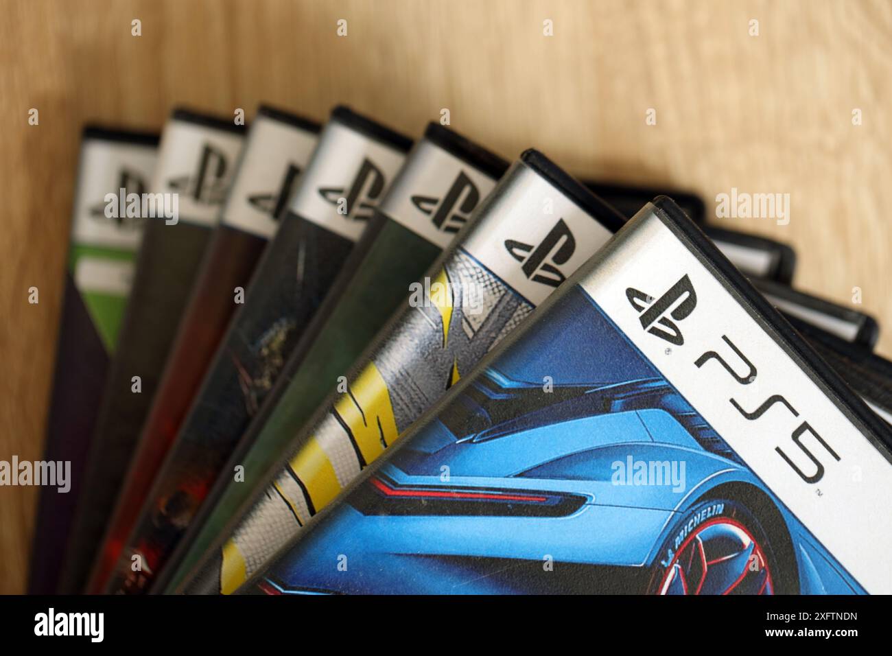 Ps5 boxes hi-res stock photography and images - Alamy