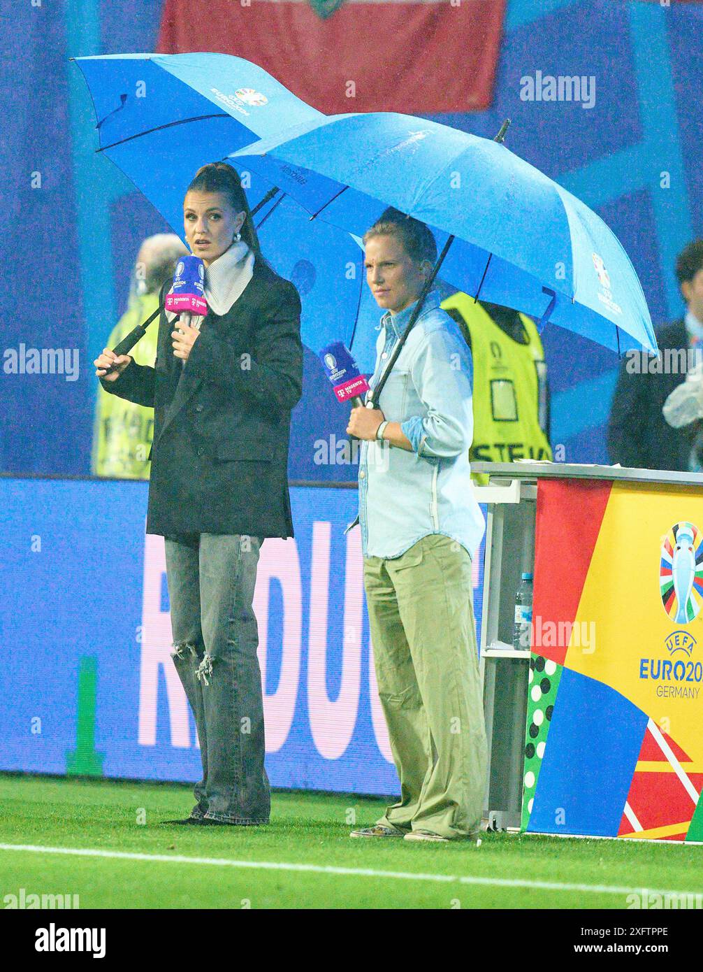 Laura WONTORRA, sports presenter, reporter, woman, moderator, TV ...