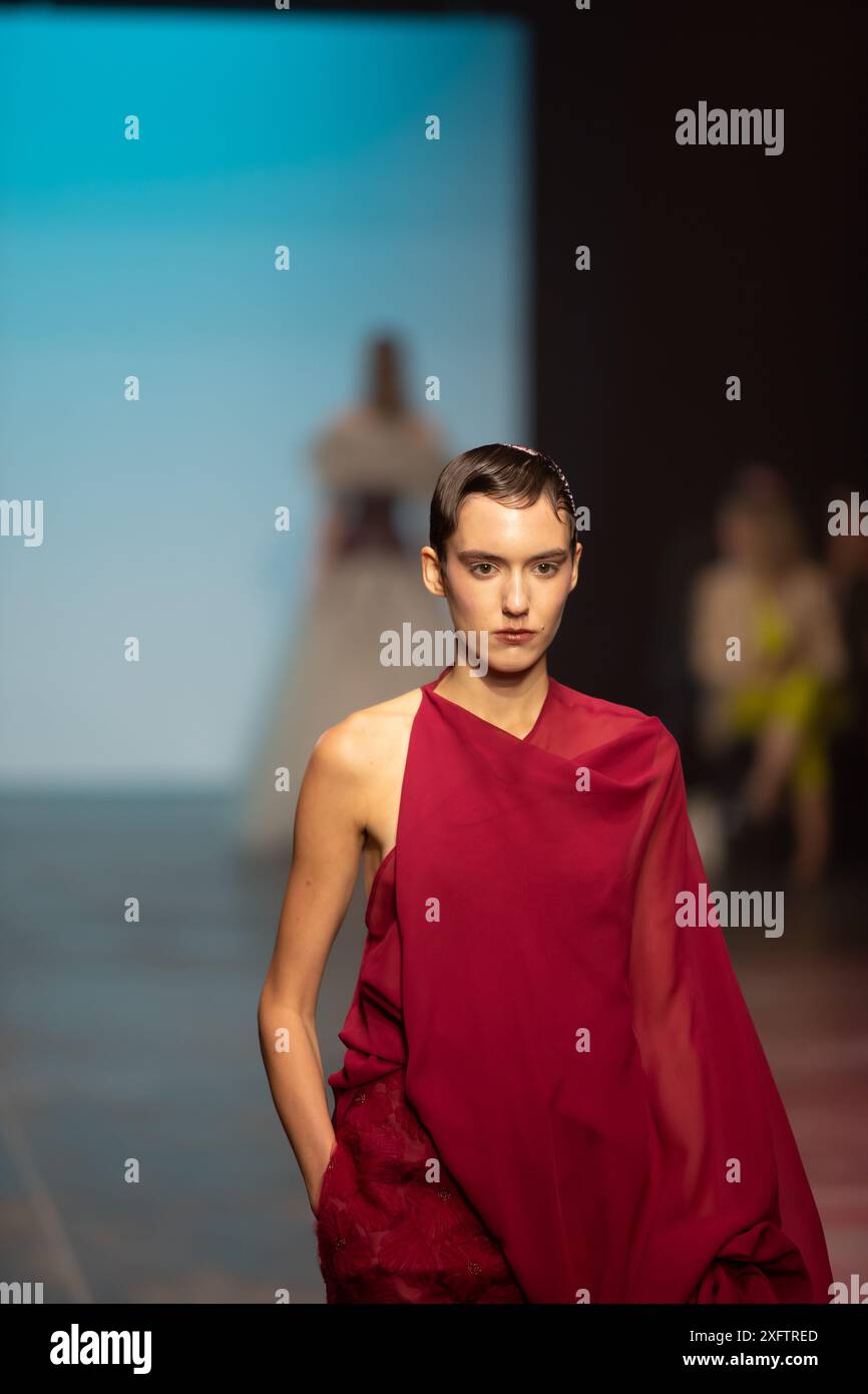 Danny Reinke, präsentierte die Kollektion der Fashion Week 2024 Berlin ...